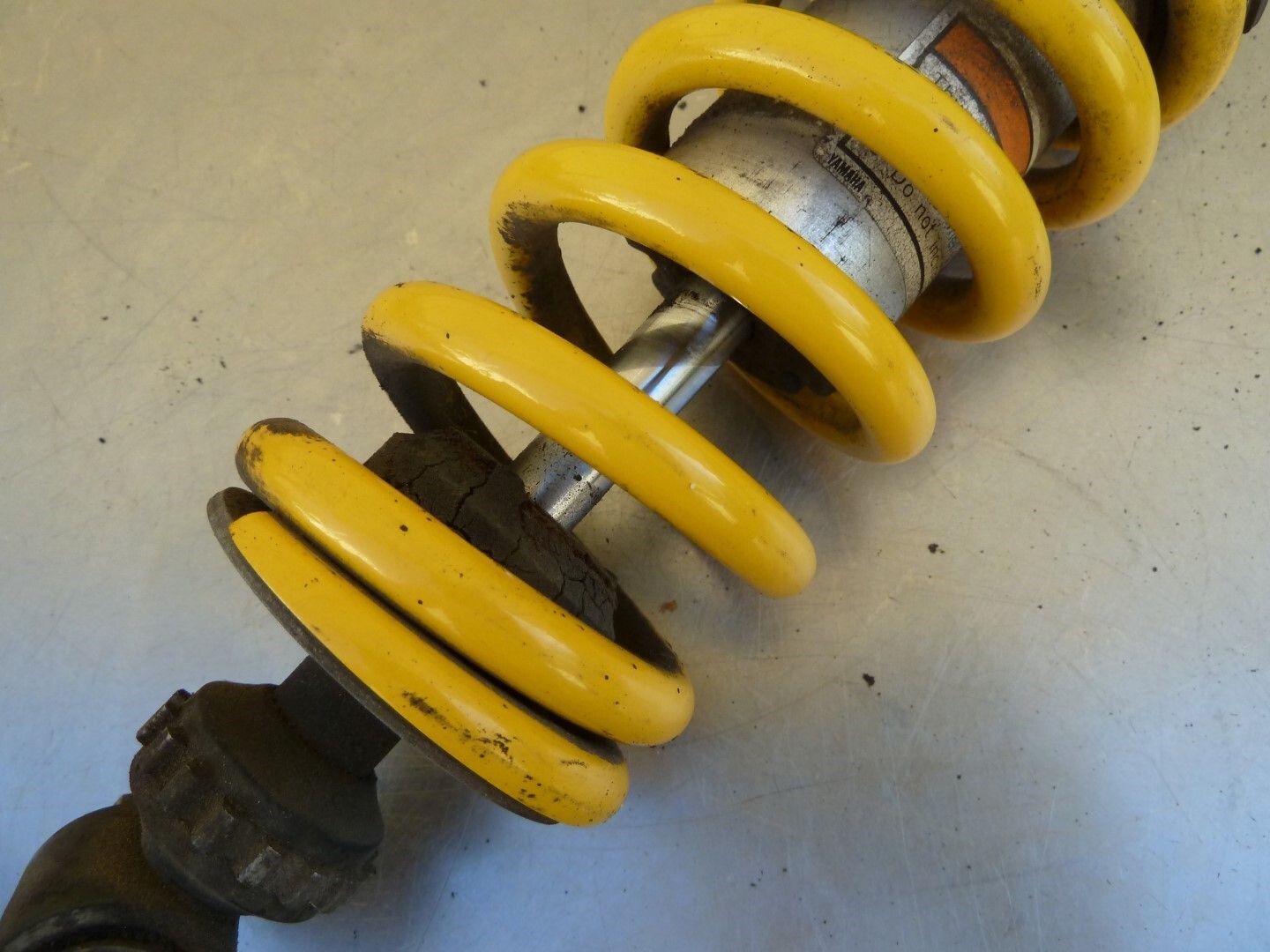 Rear shock suspension R6 yzfr6 99 -02 Yamaha #E12 | eBay