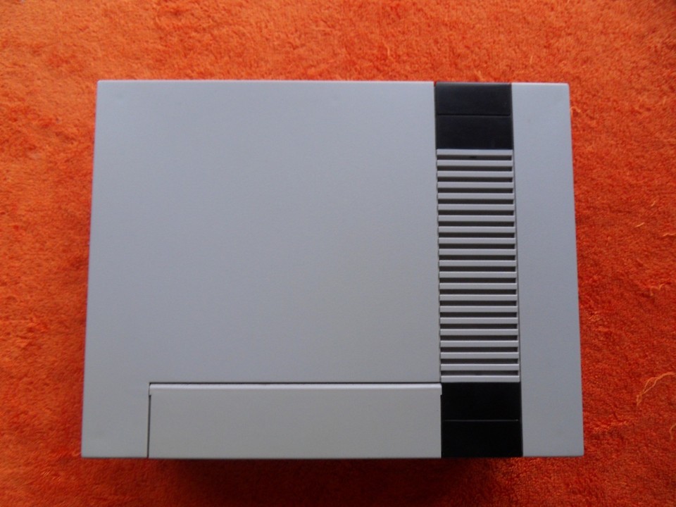 fully working NINTENDO NES CONSOLE + super mario 1, 2 & 3 - model NESE ...