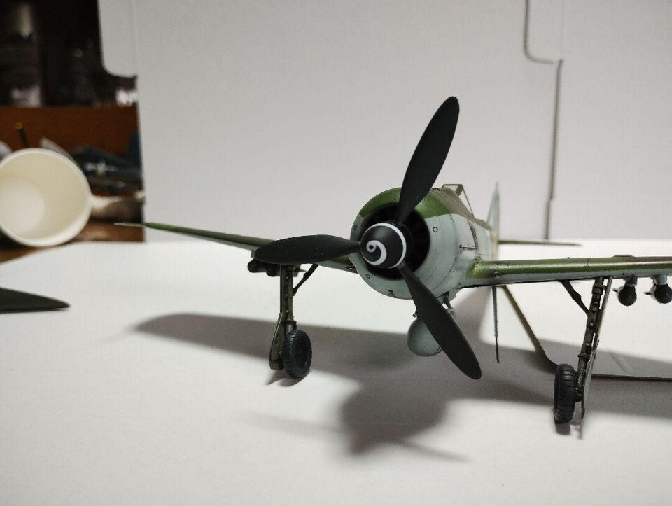 Focke Wulf Fw 190F-8 Fighter Jet 1:48 TAMIYA Plastic Model Kit ALL ...