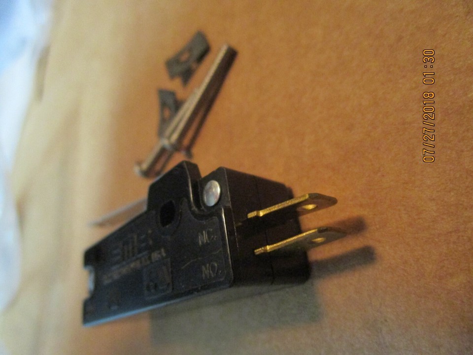 BERKEL TENDERIZER 703,704,705,705S MICRO SWITCH W/ HWARE OEM# 01-404175 ...