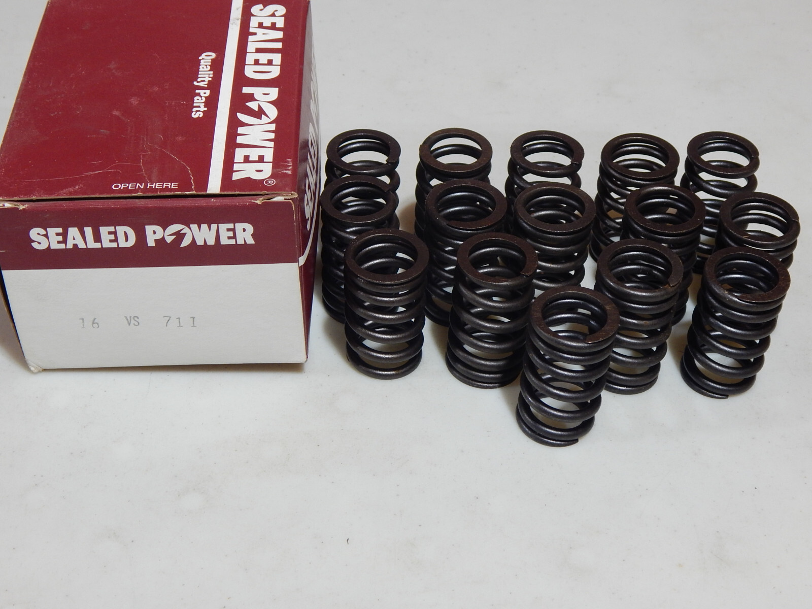 SEALED POWER VALVE SPRINGS VS 711 INT & EXH 1968-80 AMC, GMC, 350 C.I ...