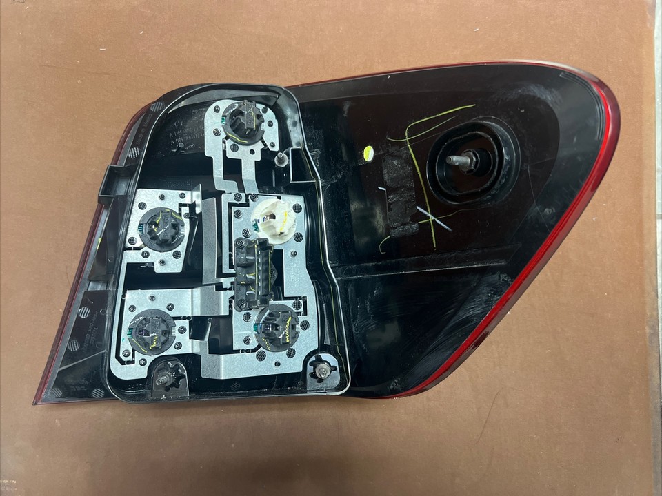 09-11 Mercedes W164 ML350 ML550 Used Left Tail Light Lamp OEM Part ...