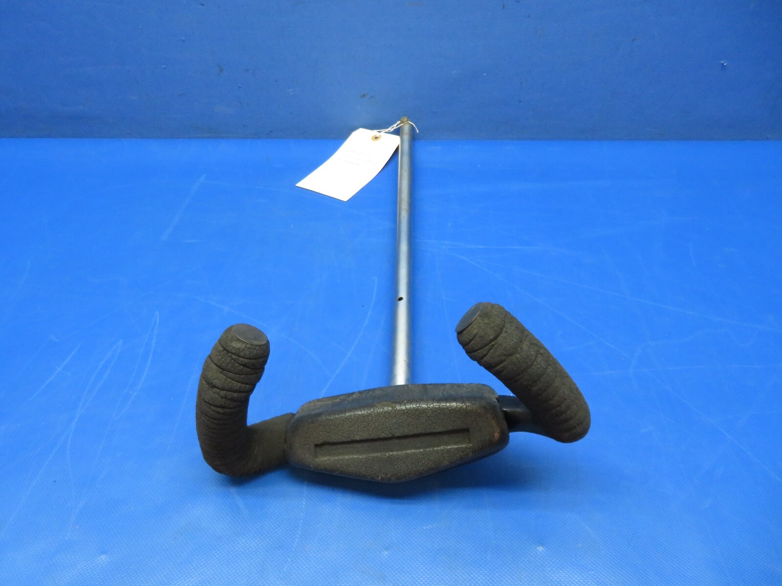 Grumman Yankee Trainer AA-1B RH Control Wheel Assy / Yoke 5602113-502 ...