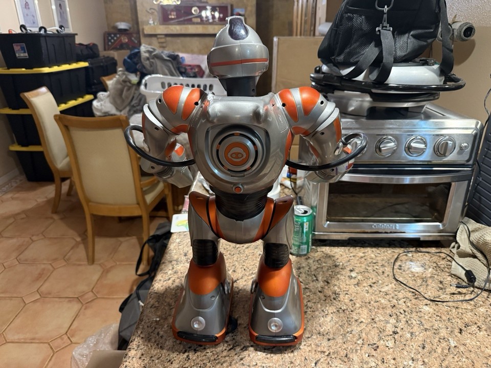 Wowwee Robotics RS Media Robot Robosapien 2006 With Remote 771171180616 ...