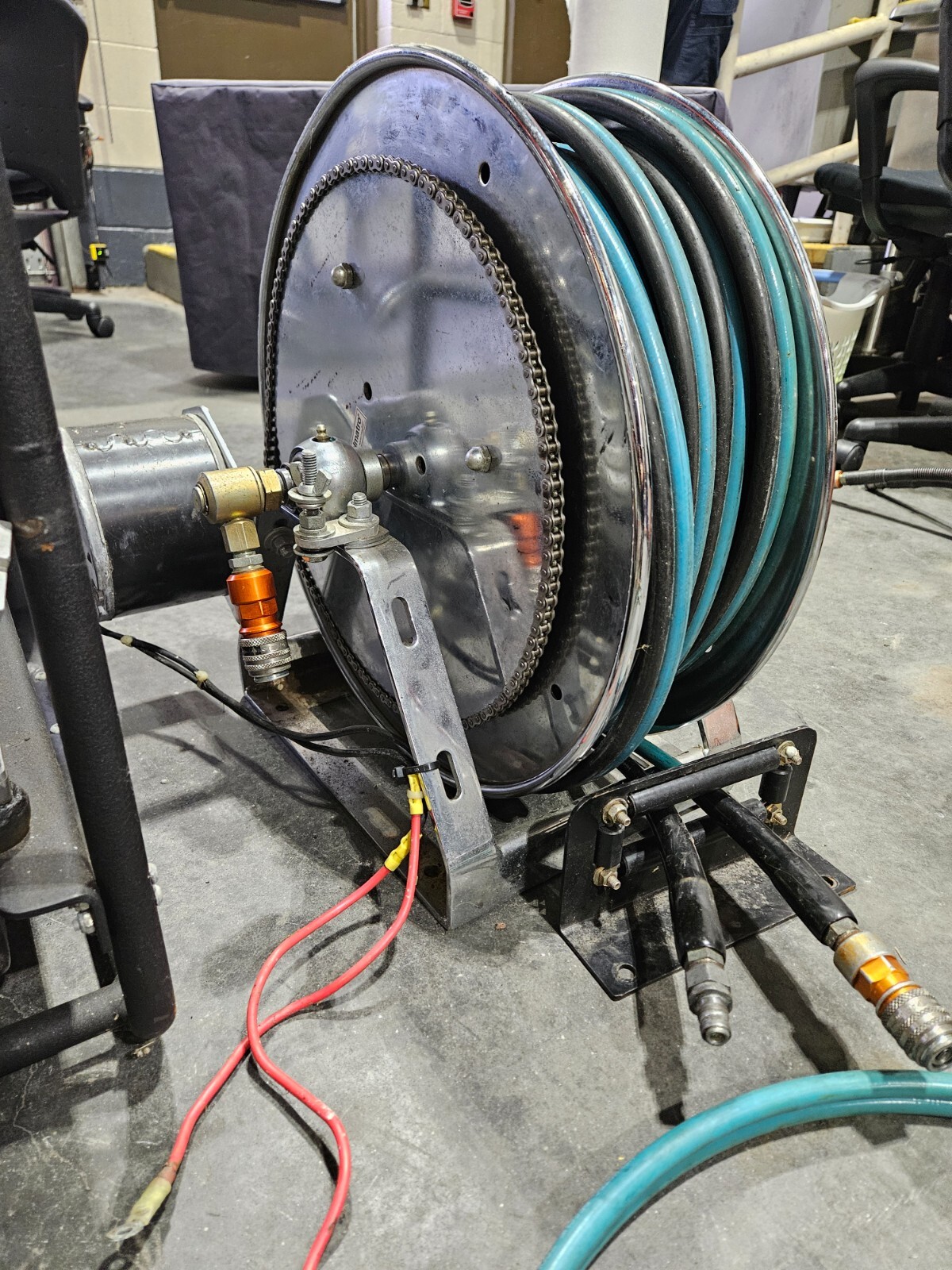 Holmatro apparatus generator and two hose reels for Holmatro rescue ...