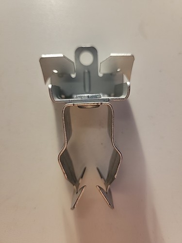 100 new 3/4" conduit to 1/8"-1/4" flanges Push-In Conduit Clip, like ...