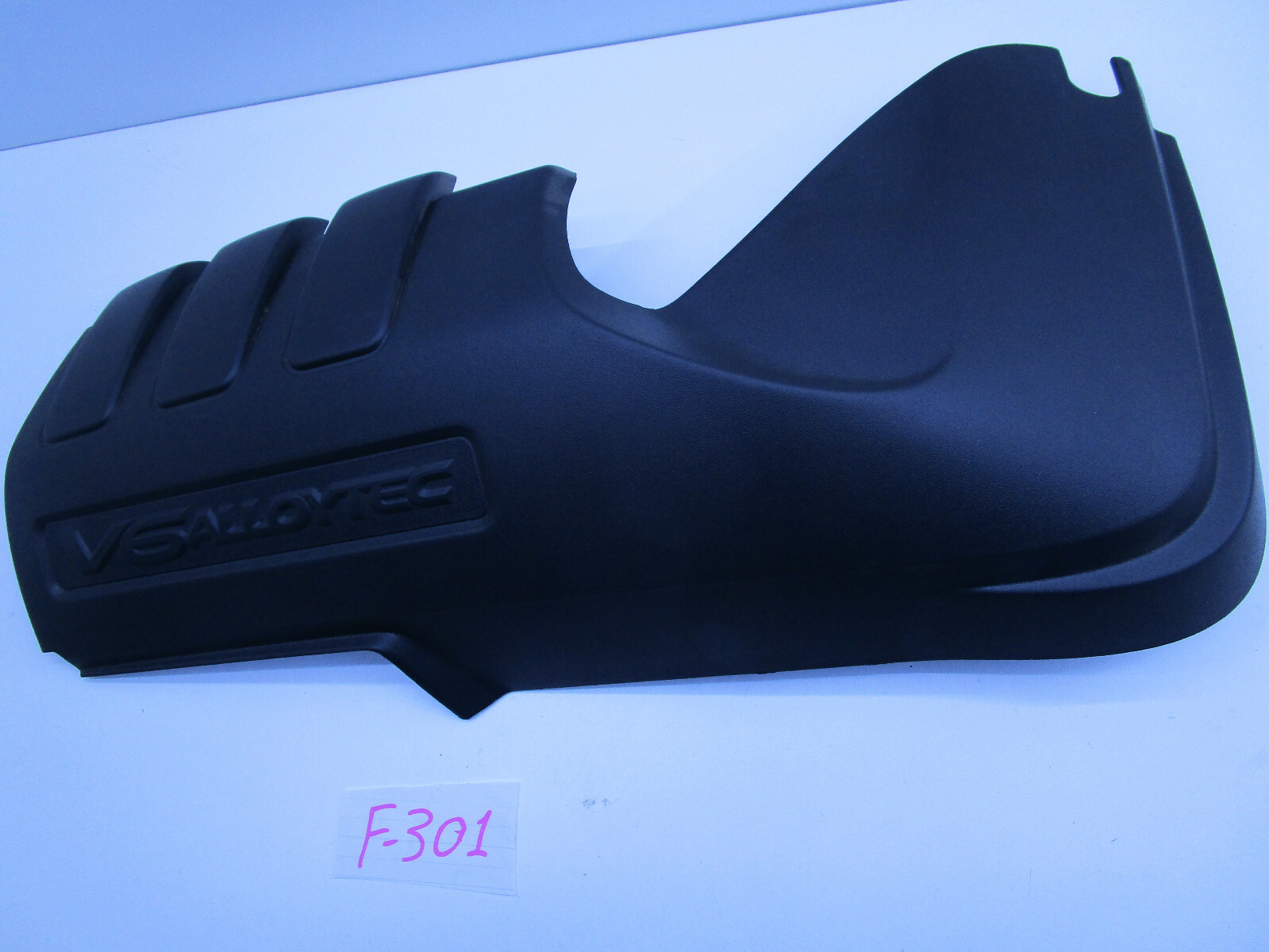 HOLDEN COMMODORE VZ V6 ALLOYTEC ENGINE COVER V6 SV6 DRIVER SIDE GENUINE ...