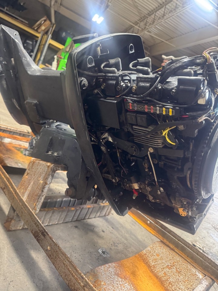 2000 Johnson 70 hp Carb 2-Stroke 20" Outboard Boat Motor Evinrude Prop ...