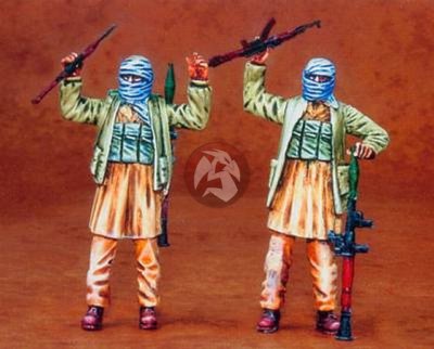 CMK 1/35 Iraqi Warriors w/AK-47 Kalashnikov & RPG-7 Iraq War (2 Figures ...