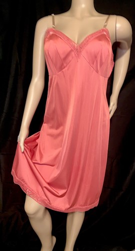 Vintage full slip pink - Gem