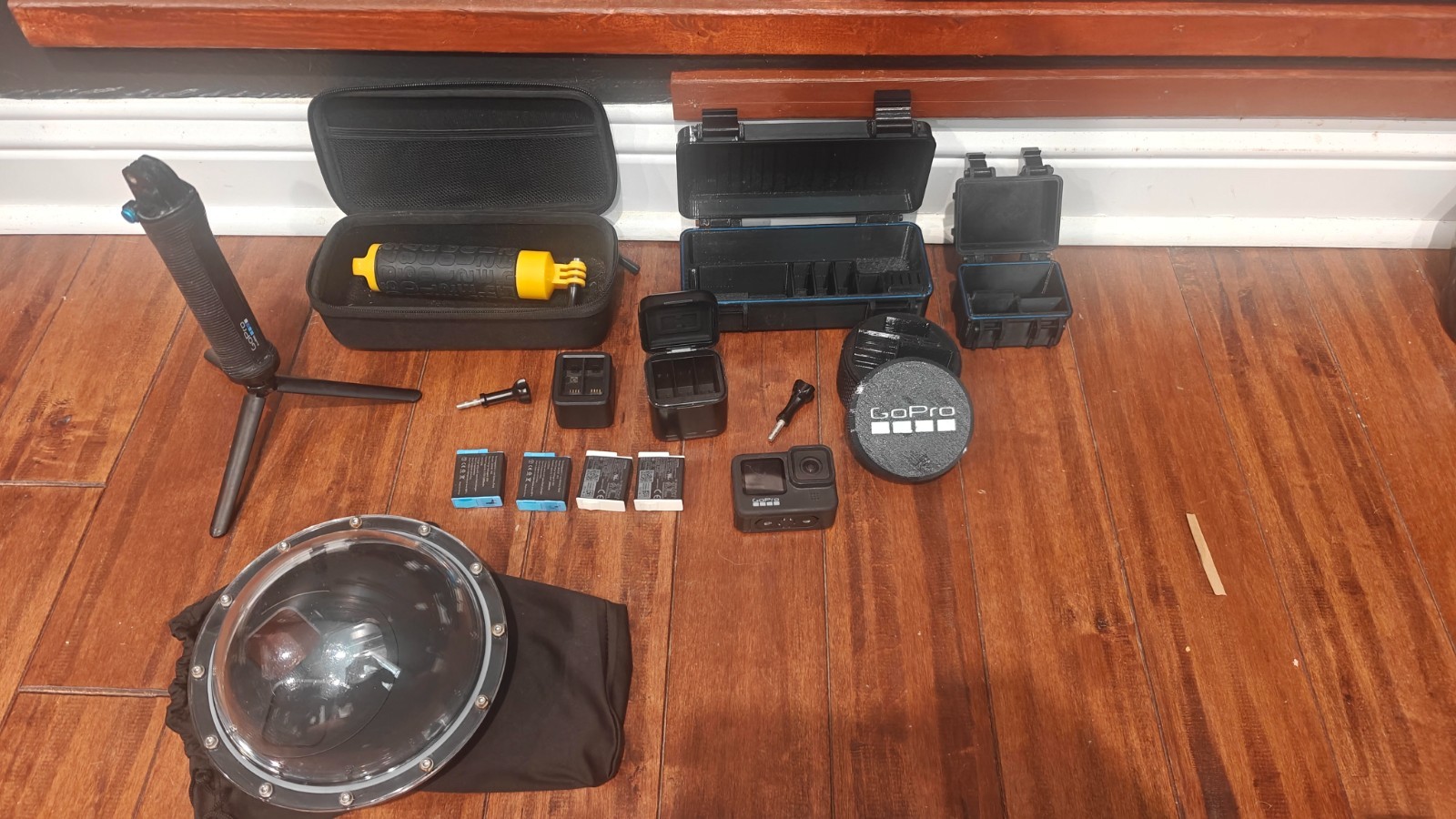 GoPro Hero 9 Black w/4 batteries, Underwater Dome, lots of accessories ...