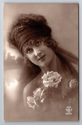 C1920 Sepia French Postcard Glamour Girl w/ Roses, Alfred Noyer Pub. | eBay