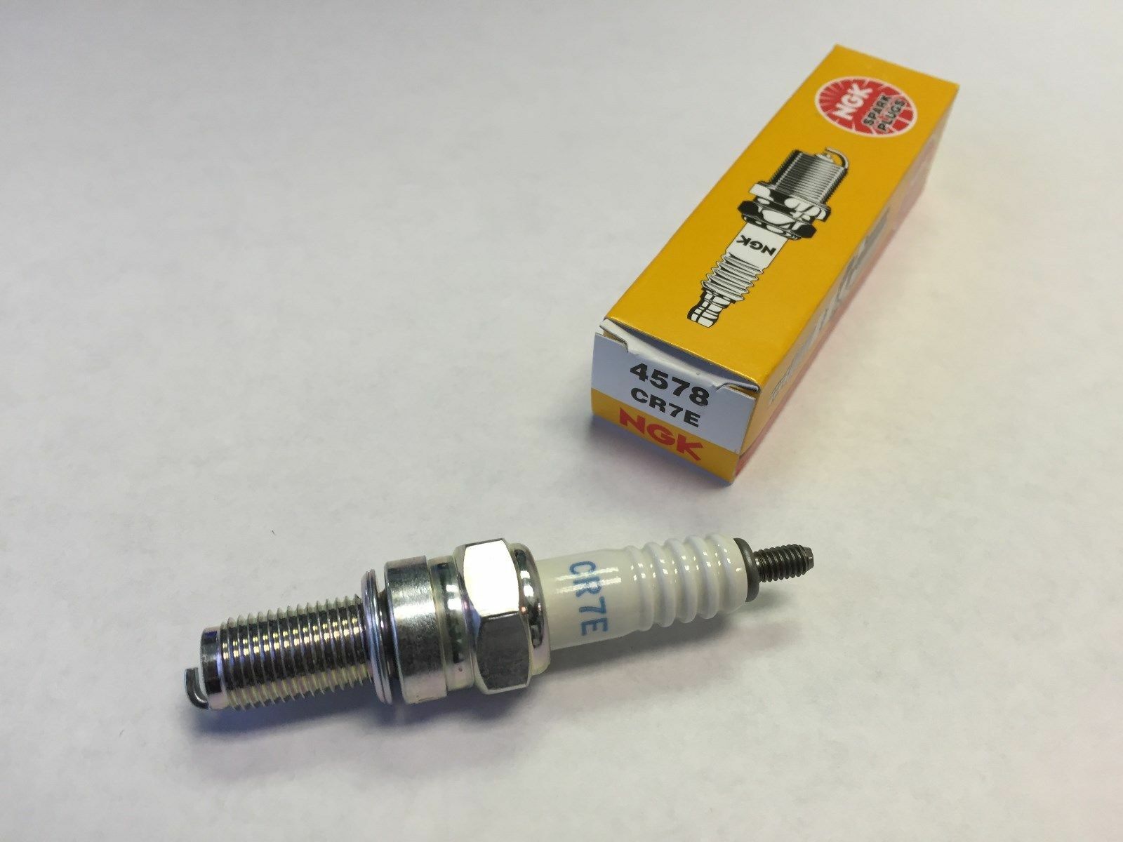 NGK CR8E - Alternative spark plugs