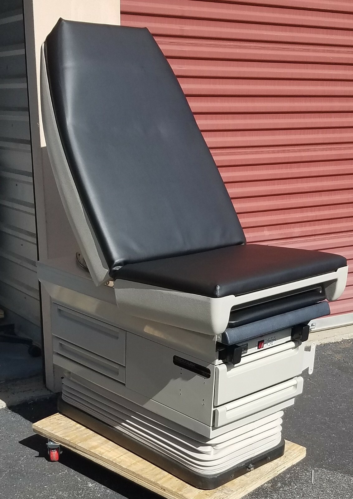 Matching New Upholstery Midmark 405 Power Exam Tables -4 colors Price ...