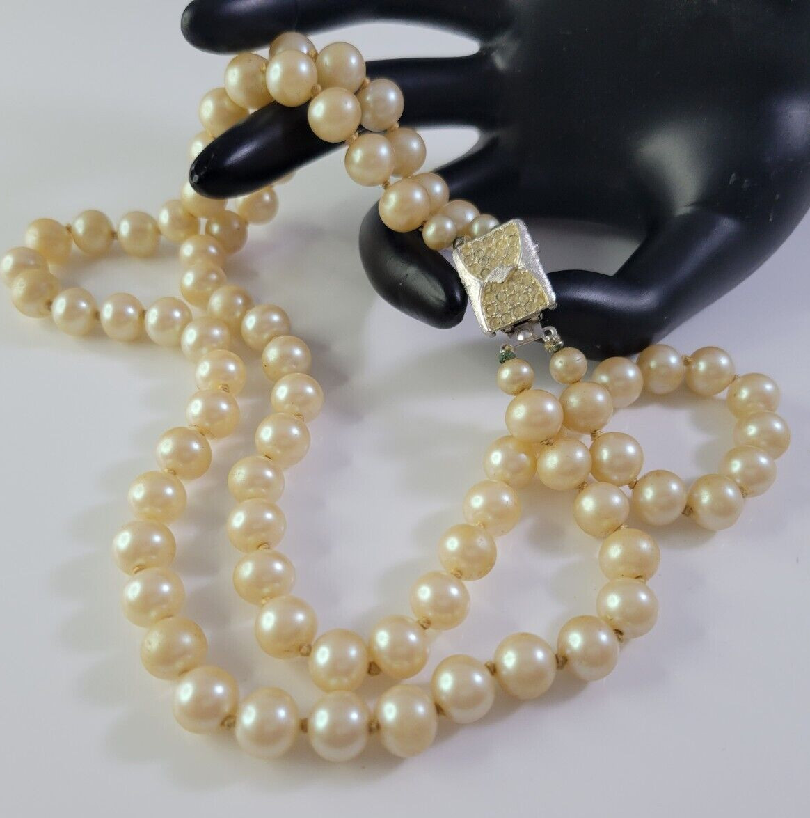 Vintage RETRO Pearls Necklace Double Strand Signed Ve… - Gem