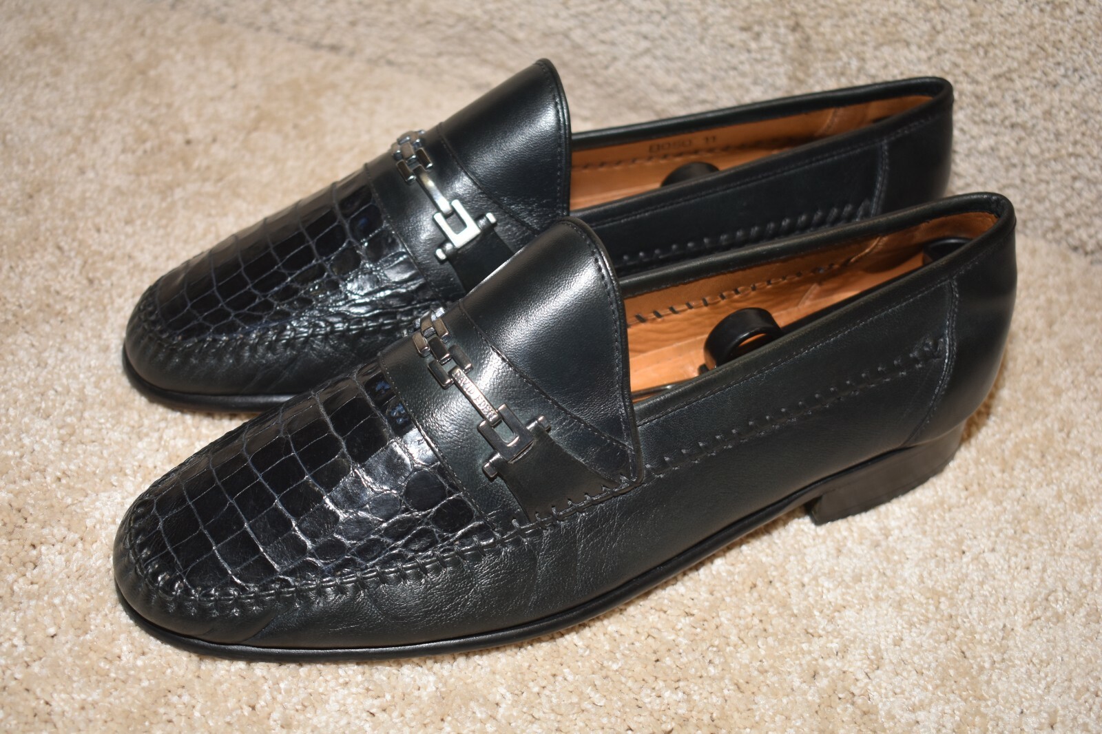 GORGEOUS DAVID EDEN "GENUINE CROCODILE" HANDMADE LOAF… - Gem