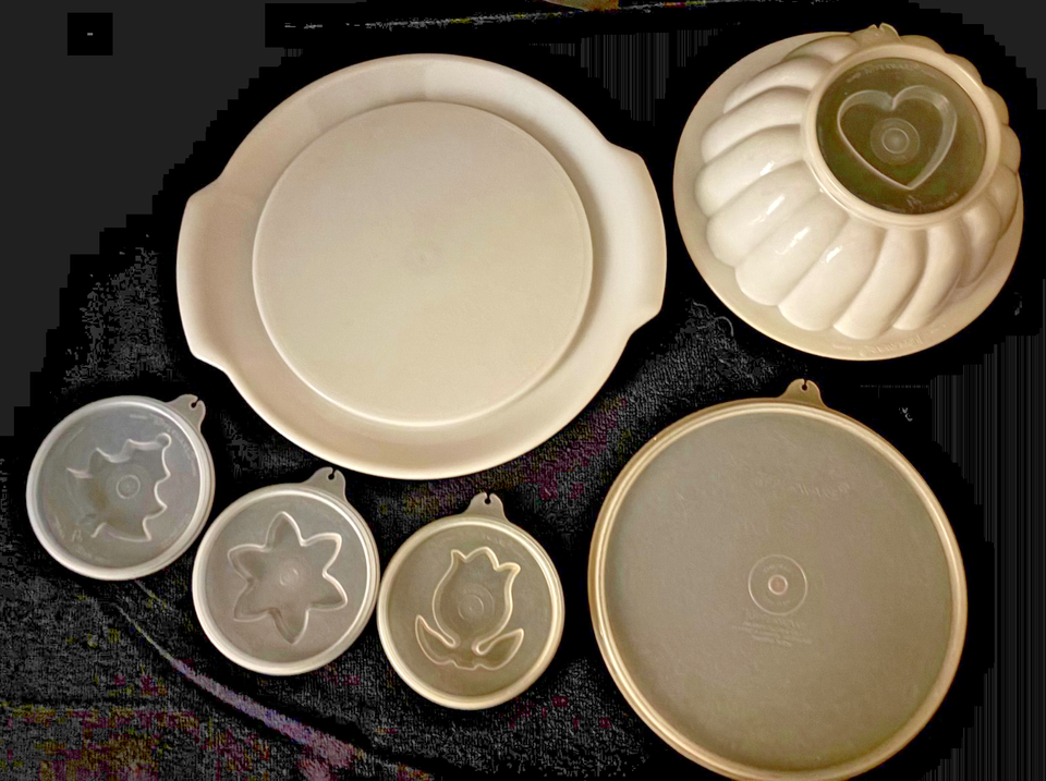 Vintage Tupperware White Jel-N-Serve Jello Mold w/ Tray, Lid, 4 Inserts ...