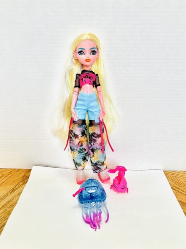 Monster High 2021 Lagoona Blue Core Refresh Fashion Doll Some ...