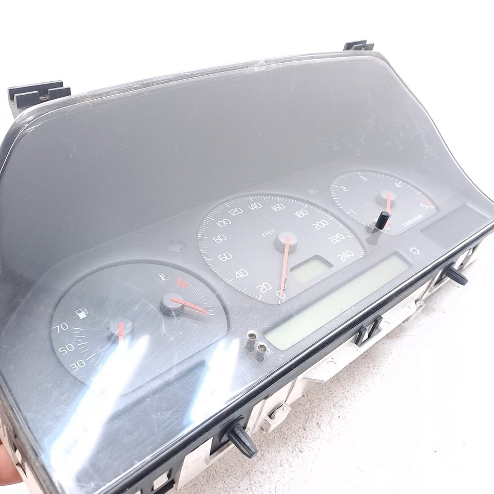 Volvo V70 S70 Speedometer Instrument Cluster 9168138 9168144 | eBay UK