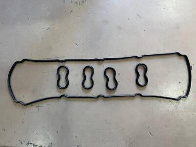 Mopar New Dodge/Chrysler/Jeep OEM Engine Valve Cover Gasket 05184596AE ...
