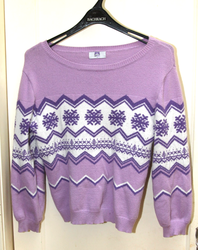 Aphmau Collectible Holiday Sweater Medium | eBay