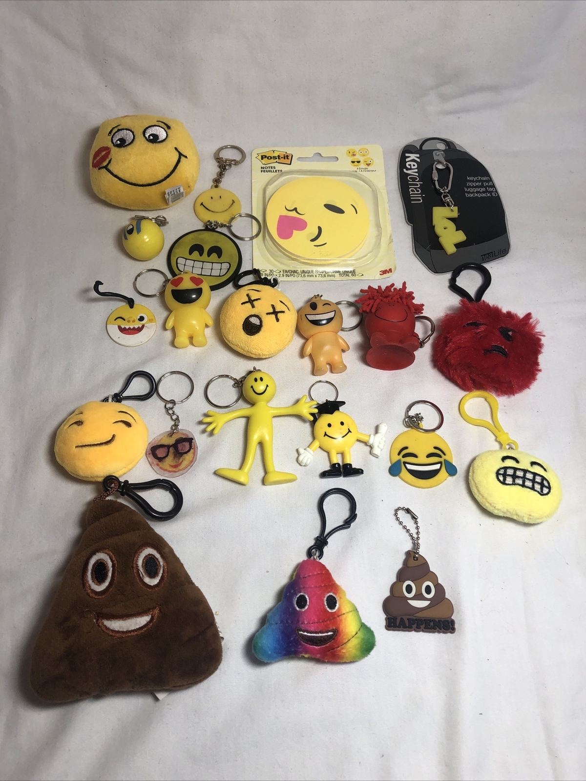 Lot of 20 Emoji Keychains Plush Laugh Cry Heart Rainbow Poop Angry Love ...