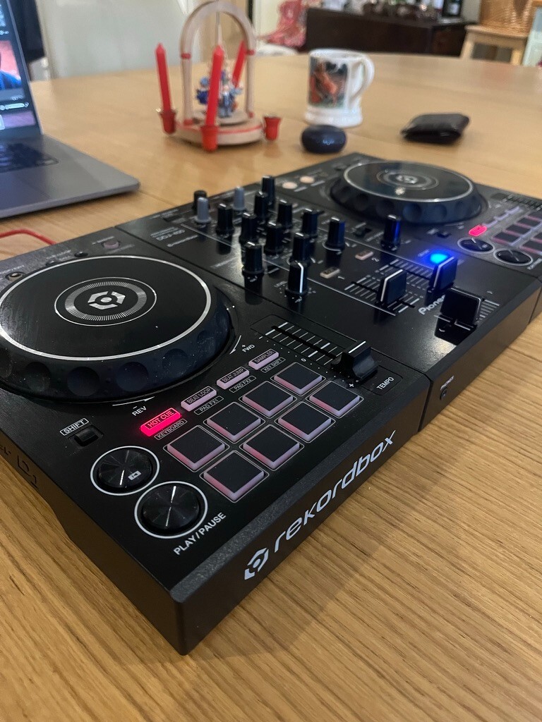 Pioneer DDJ-400 2 Channel DJ Controller - Black - Great Condition ...