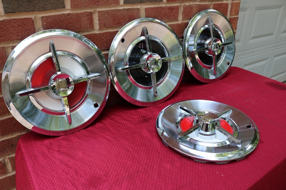 1957 1958 57 58 DODGE LANCER 14" SPINNER HUBCAPS 1828604.....NICE!!! | eBay