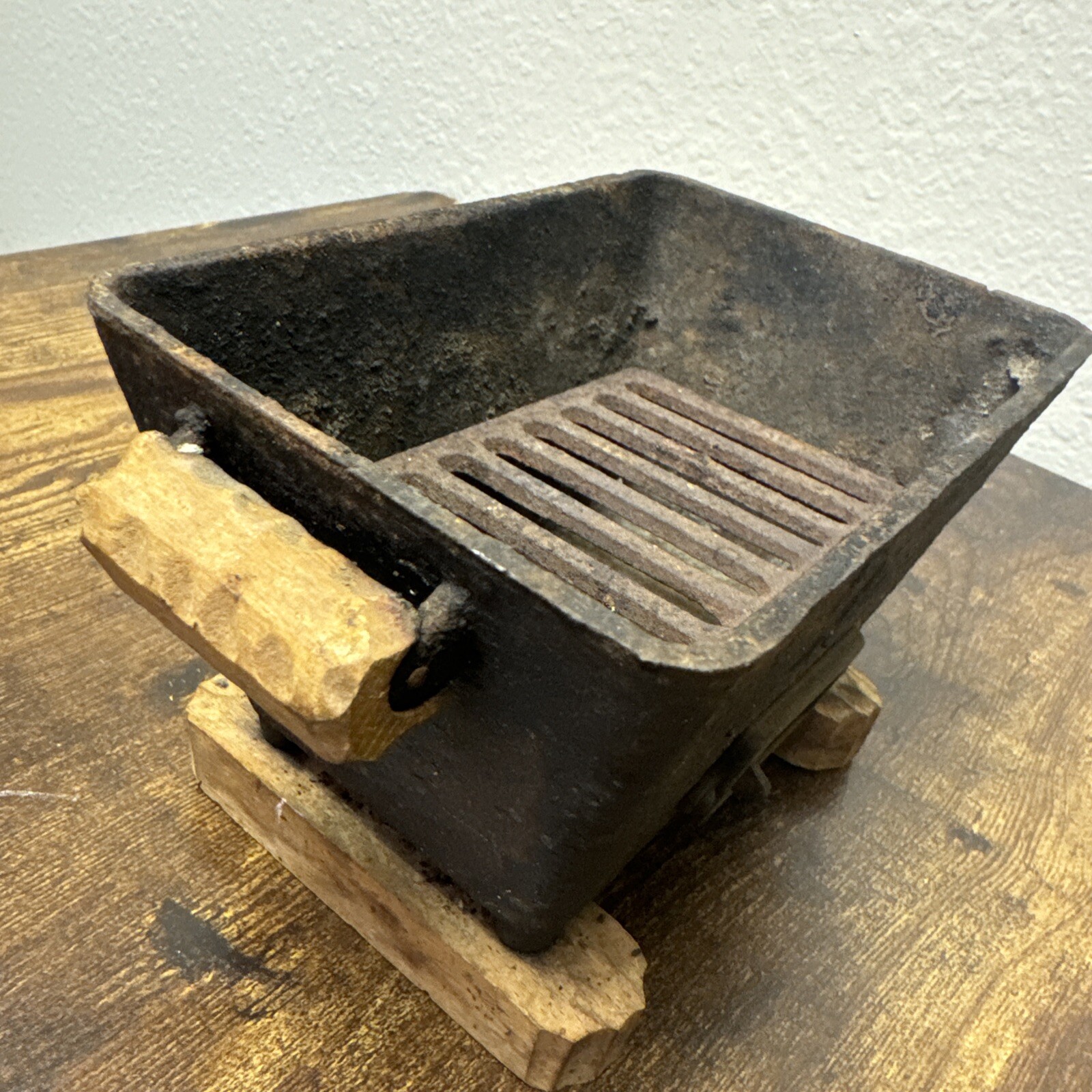 Vintage Cast Iron Hibachi Table Top BBQ 6" x 4" Japan Handmade | eBay