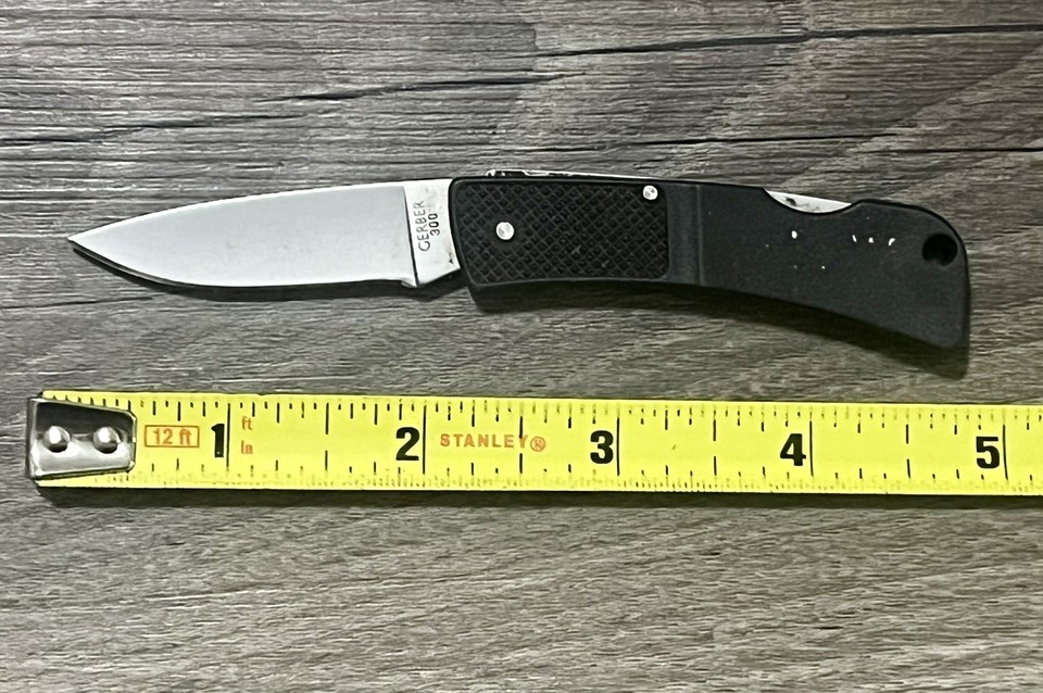 Vintage Gerber USA Ultralight LST 300 Lockback Folding Pocket Knife ...
