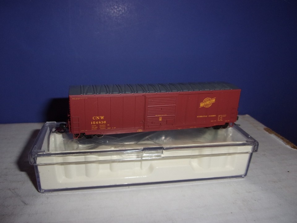 N SCALE ATLAS/45002 C&NW/154836 50' PRECISION DESIGN SINGLE DOOR BOXCAR ...