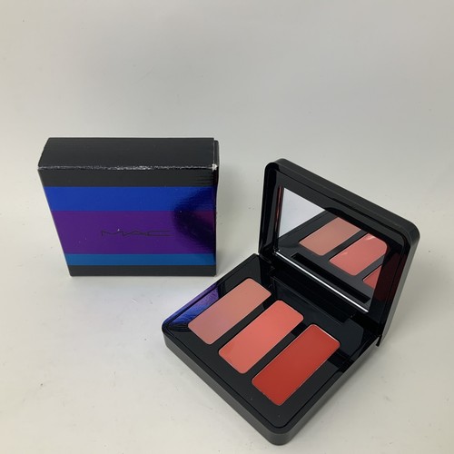 Mac Enchanted Eve Lips CORAL | eBay