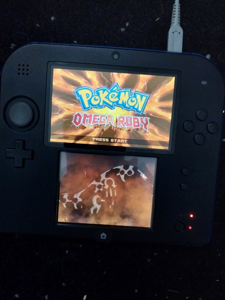 Nintendo 2DS Bundle with 3 Pokémon Games and Accessories | eBay