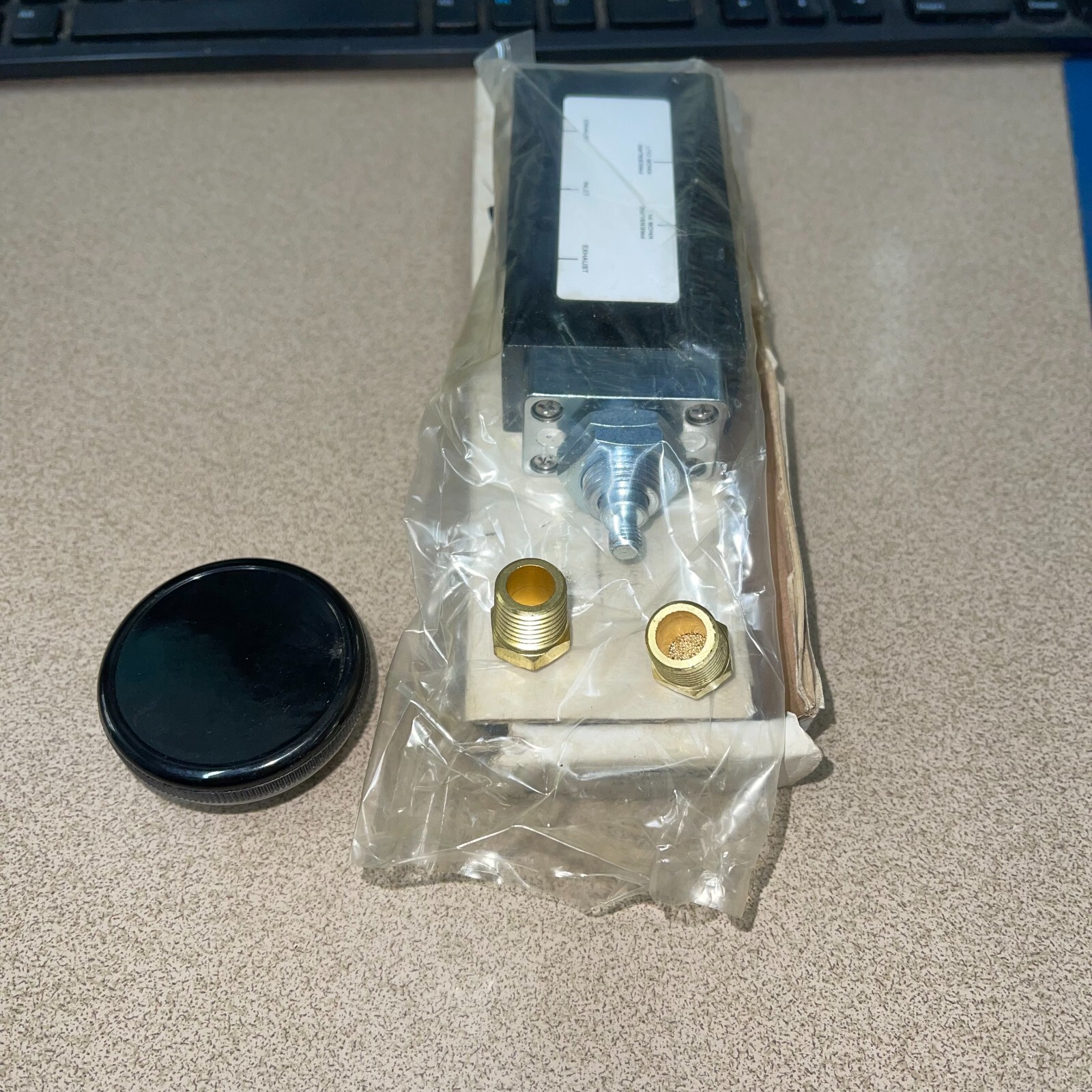 Buyers Products BAV020 4-Way, 3-Position Manual Air Valve, Dump Truck ...