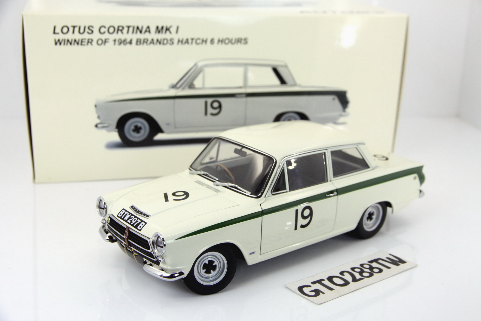 Lotus Cortina MK1 #19 1964 6 Hours Brands Hatch Winner Sir John ...