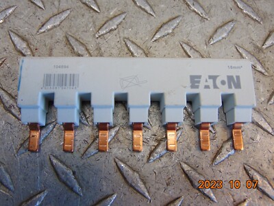 Circuit Breakers - Bus Bar