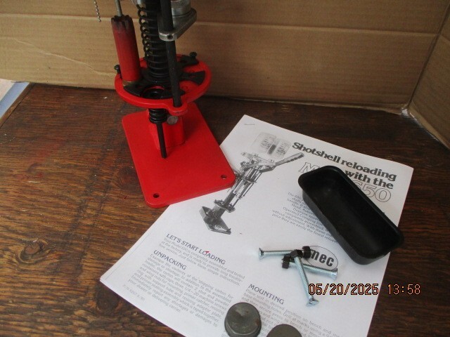 MEC Shotshell Reloader, #650, 12 ga. Progressive | eBay