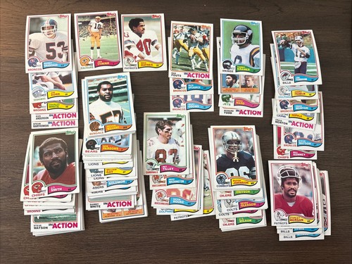 (130) 1982 Topps Football Card Lot / Starter Set - w/ some stars ...