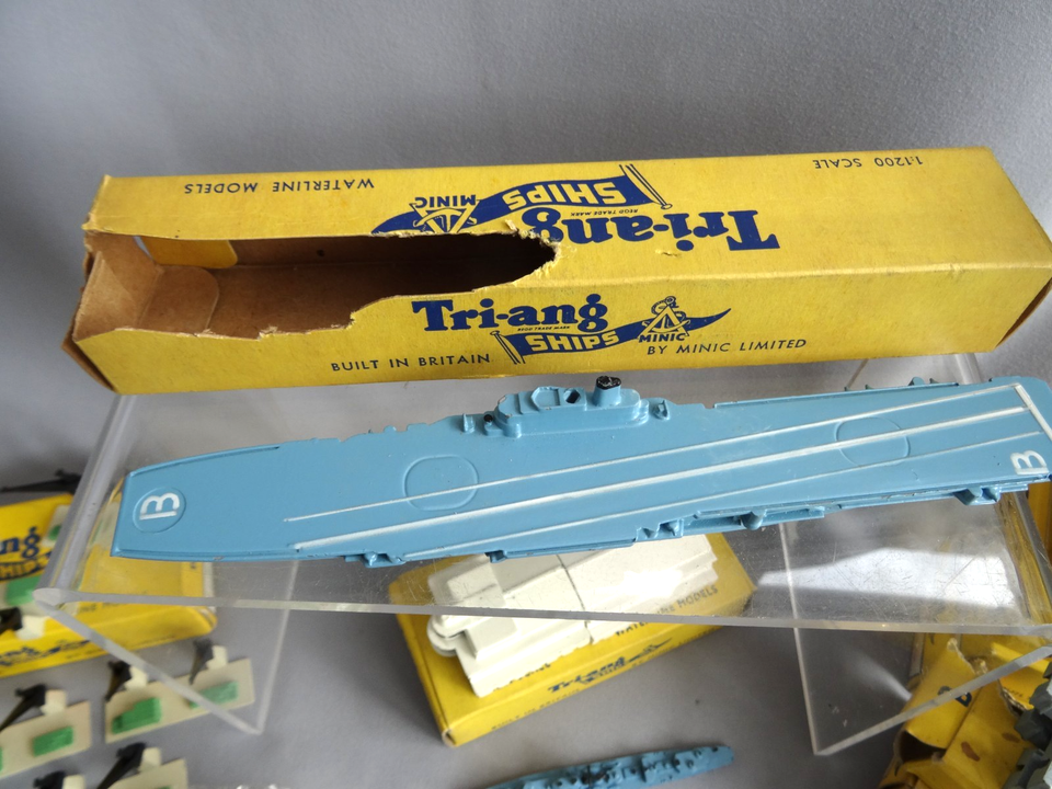 Collection of Vintage Triang Minic Ships inc HMS Bulwark, Tugs, Pier ...