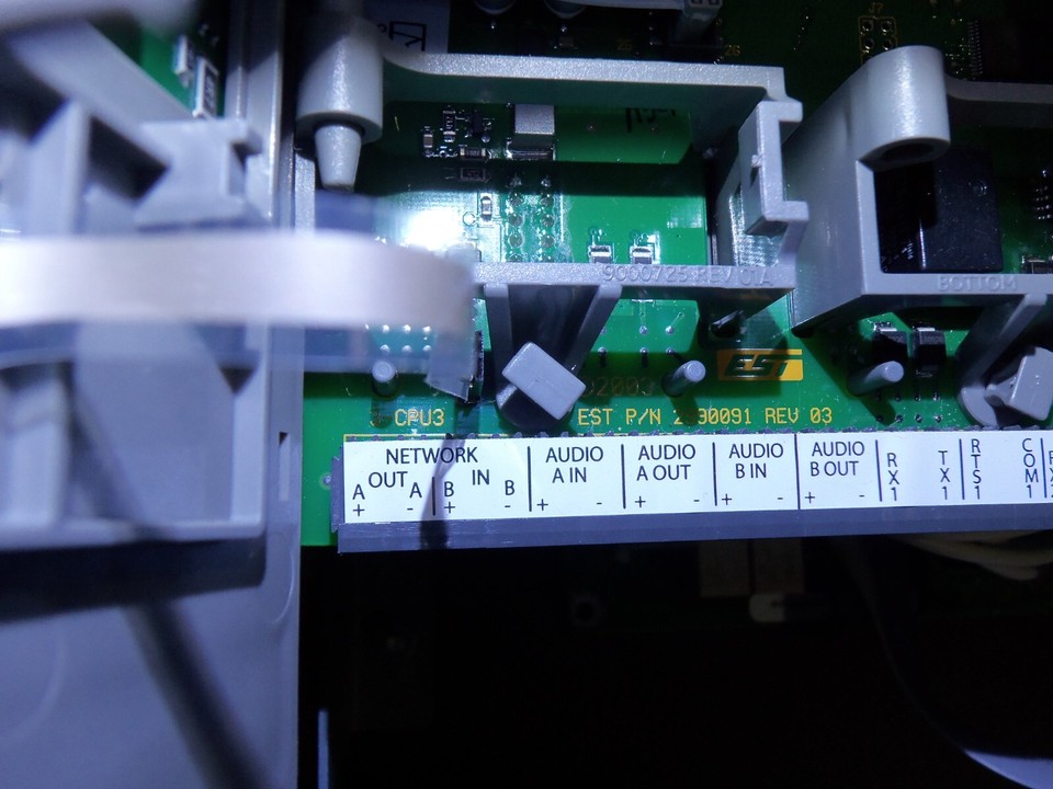 EDWARDS EST3 COMMERCIAL FIRE ALARM SECURITY EMERGENCY PANEL CONTROL ...