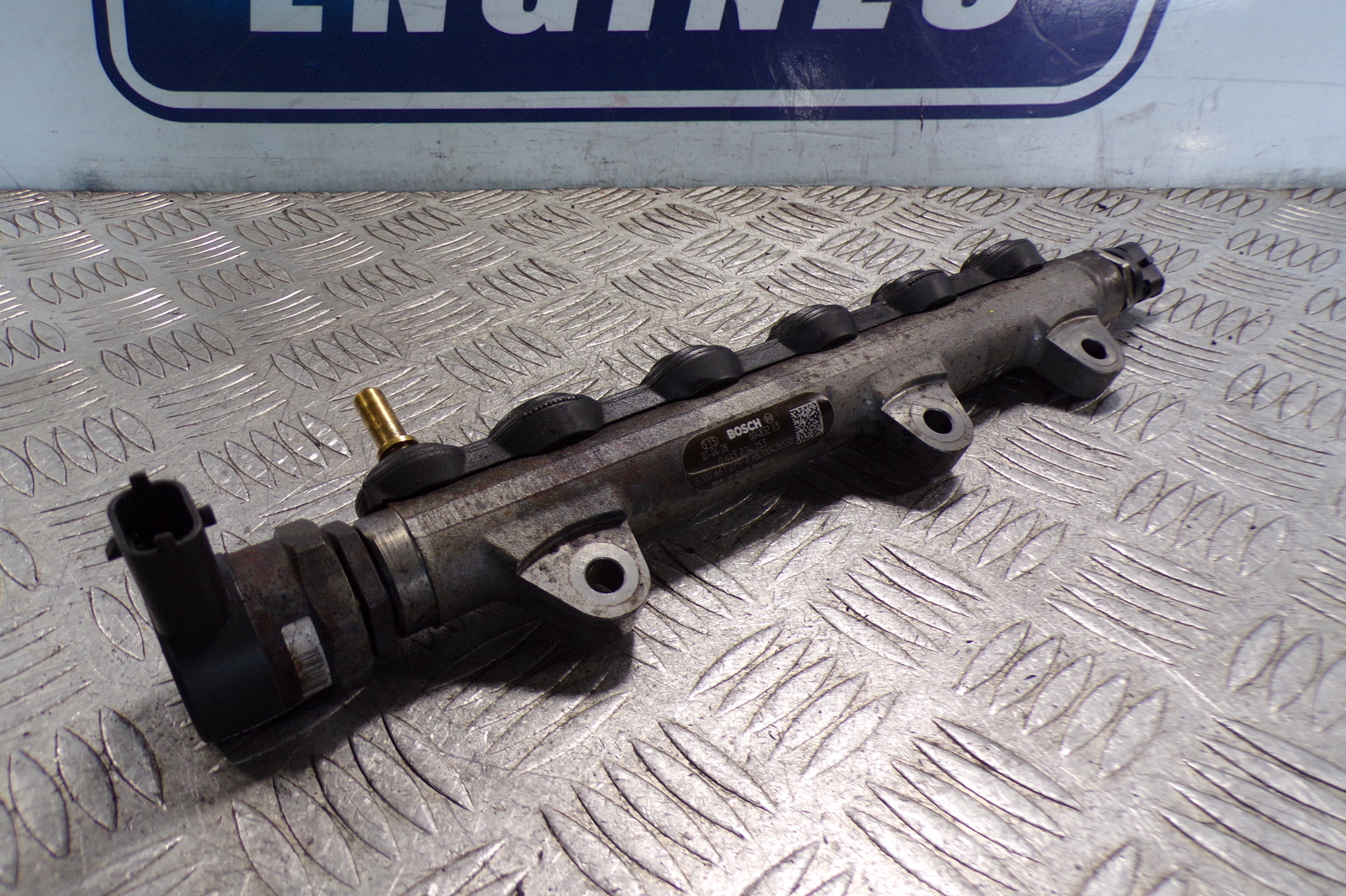 2011 RENAULT ESPACE TRAFIC VIVARO 2.0 DCI M9R INJECTOR RAIL 8200661279A ...