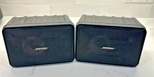 Pair of Bose Model 101 Series Music Monitor Indoor/Outdoor Speakers ...