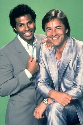 MIAMI VICE 24X36 POSTER DON JOHNSON SHINY SUIT & THOMAS | eBay