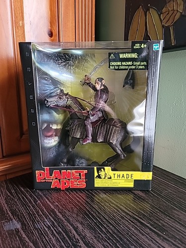 Planet of the Apes Action Figure Thade w Horse NIB Hasbro 2001 ...
