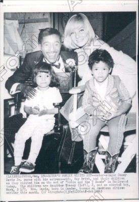 1963 Actor Singer Sammy Davis Jr & Actress May Britt Press Photo | eBay