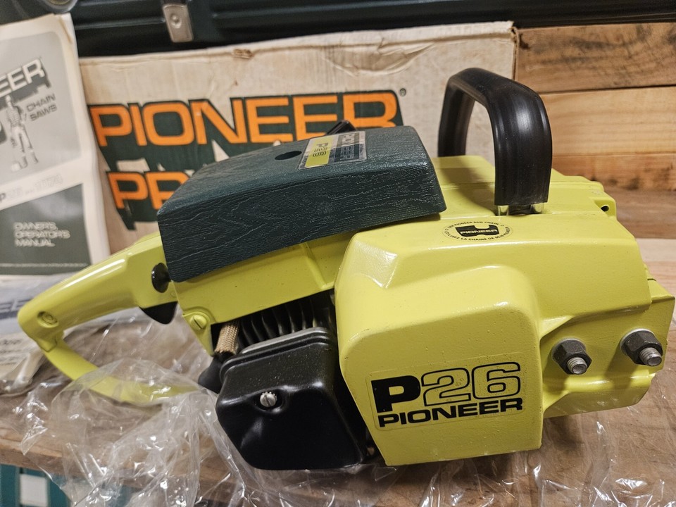 NOS NEW OLD STOCK Vintage Pioneer p26 Chainsaw - With Original Case and ...