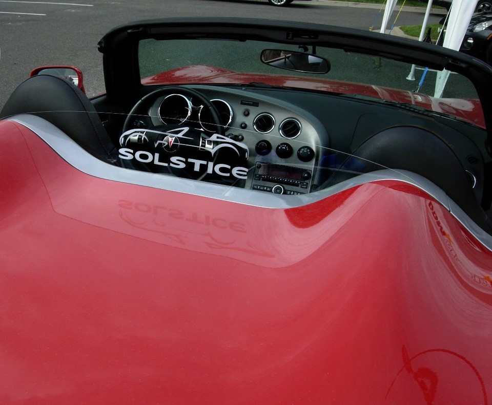 Pontiac Solstice Saturn Sky Opel GT WindRestrictor® brand Wind ...