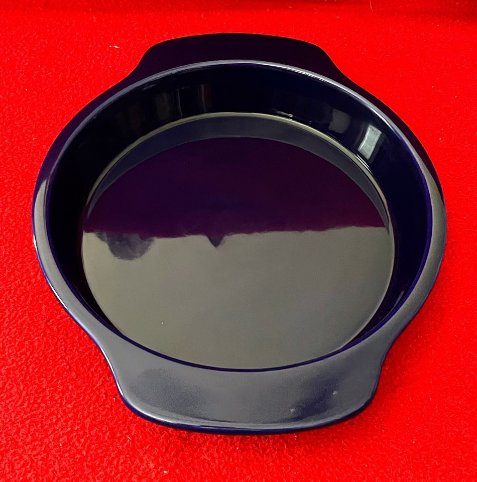 Chantal Bakeware Cobalt Blue Pie Pan With Handles 93-RD23 Freezer ...