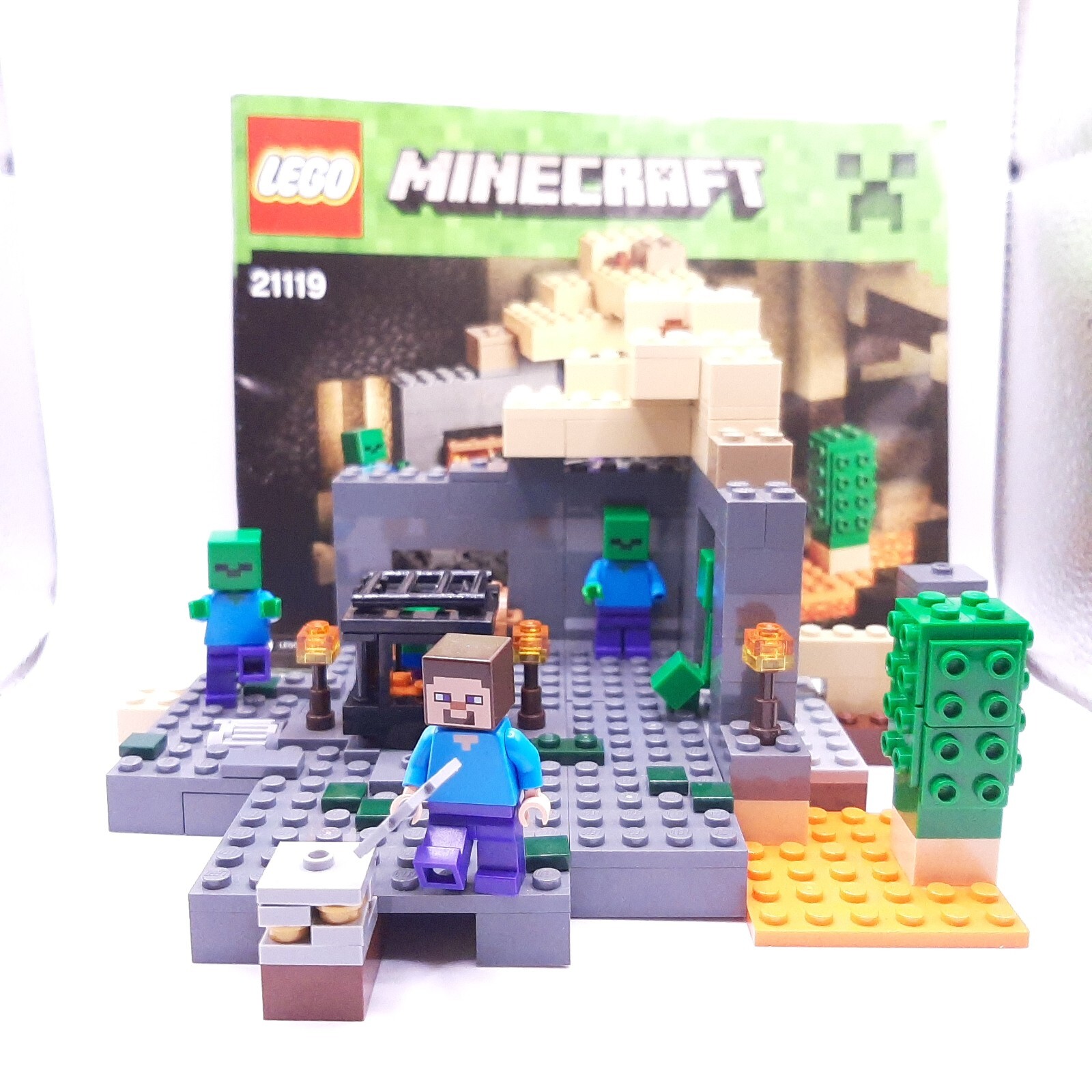 LEGO Minecraft: The Snow Hideout 21120 & 21119 The Dungeon LOT x2 Sets ...