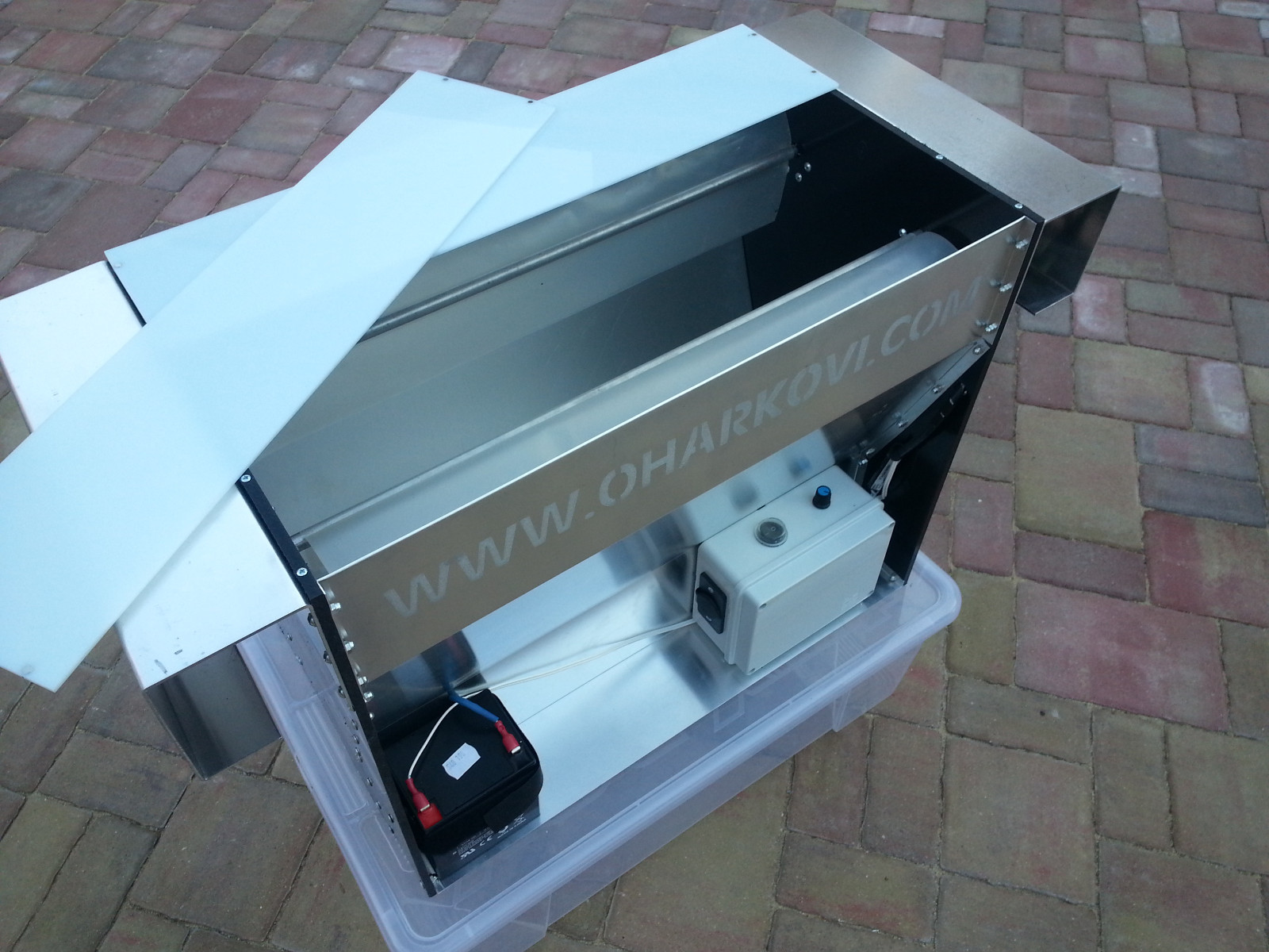 Electric device to sweep off bees - bee automatic brush | eBay